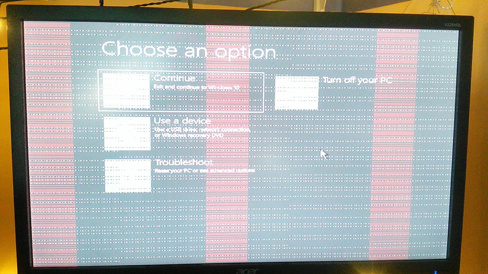 [SOLVED] - BSOD(?) Windows10 doesn't boot anymore. Glitchy artefacts in ...